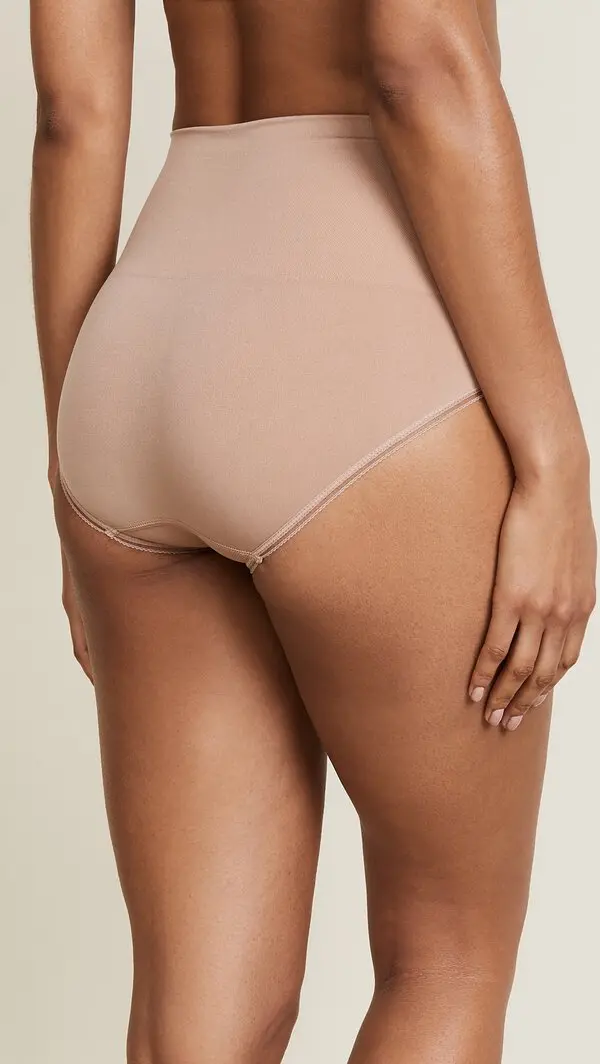 Yummie Seamlessly Shaped Ultralight Briefs - Almond