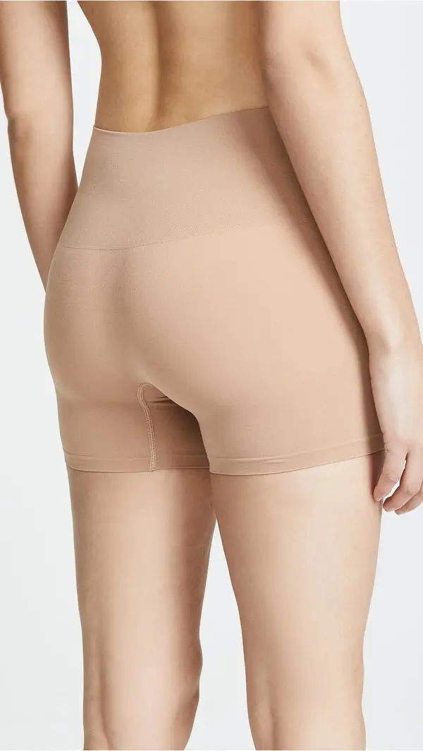 Yummie Seamlessly Shaped Ultralight Nylon Shorts - Almond
