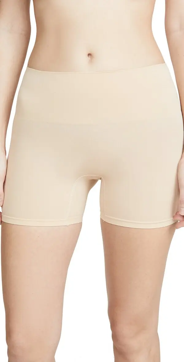 Yummie Seamlessly Shaped Ultralight Nylon Shorts - Frappe