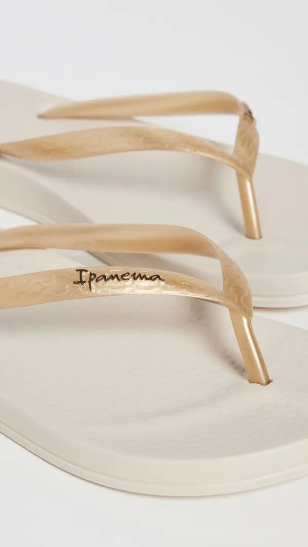 Ipanema Ana Flip Flops - Beige/gold