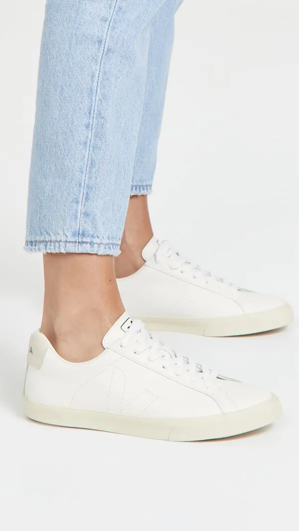 VEJA Esplar Low Top Sneakers - Extra White