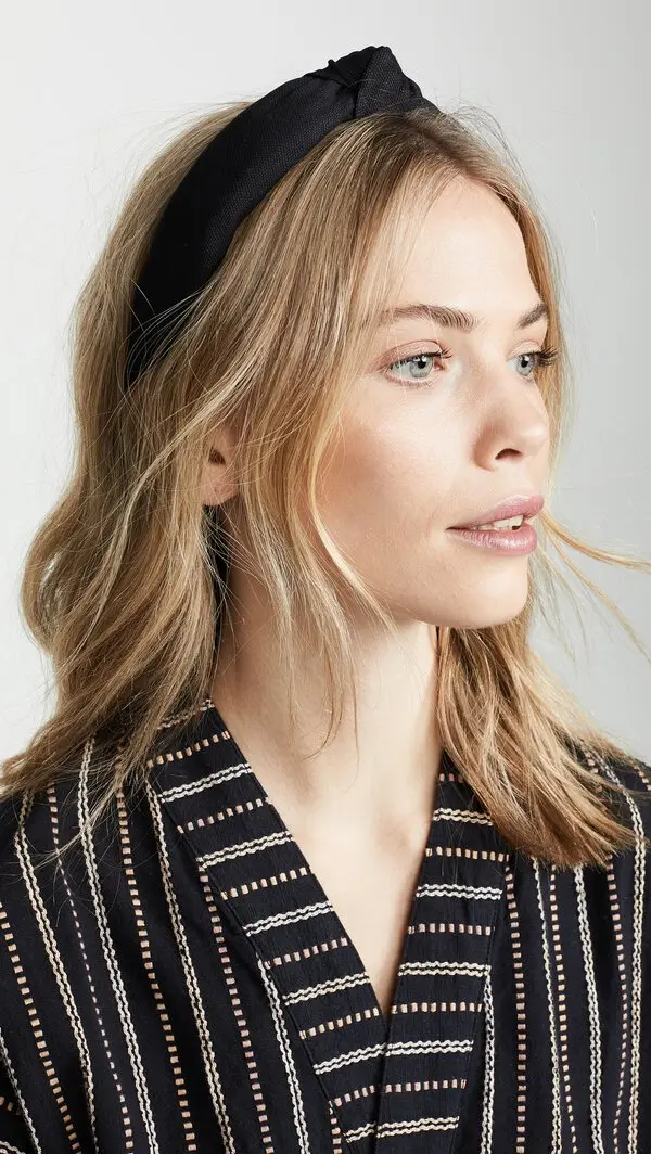 Lele Sadoughi Classic Black Headband