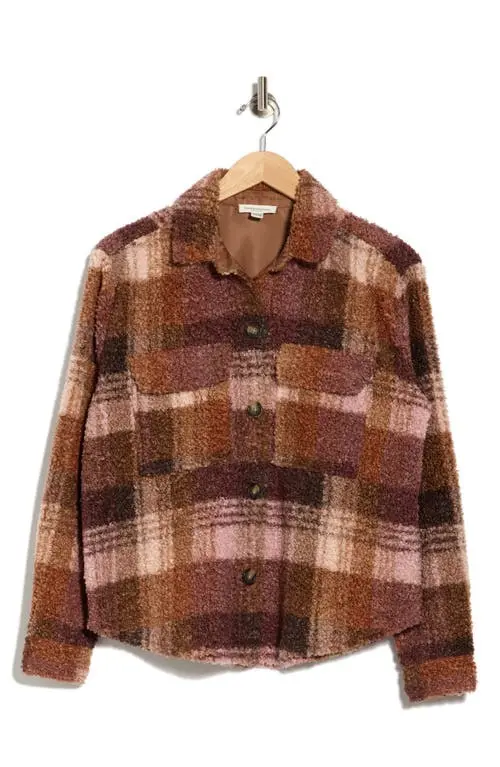 BEACHLUNCHLOUNGE Tory Boxy Crop Plaid Shacket - Rustic Blush
