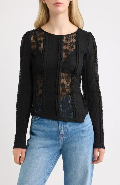 24COLOURS Lace Asymmetric Hem Top