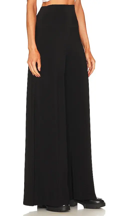 Norma Kamali X Lifestyle Elephant Pant