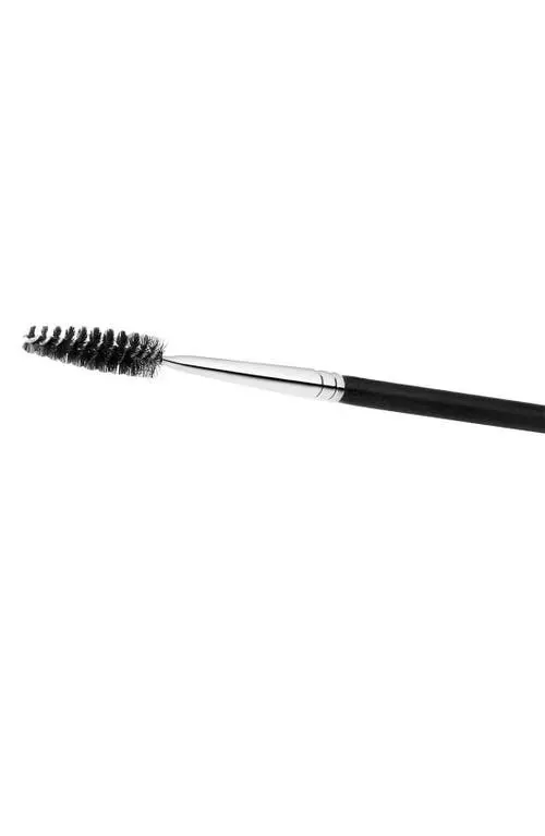 MAC COSMETICS 204 Lash Brush - No Color
