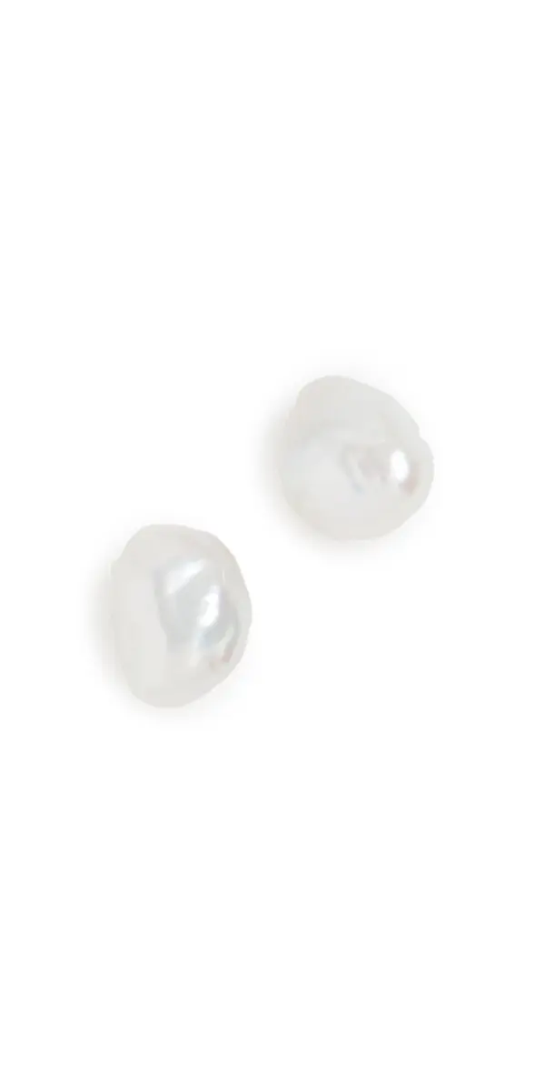 Agmes Stud Earrings - Pearl
