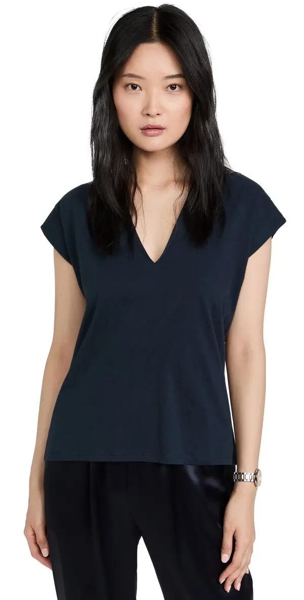 FRAME Le Mid Rise V Neck Tee
