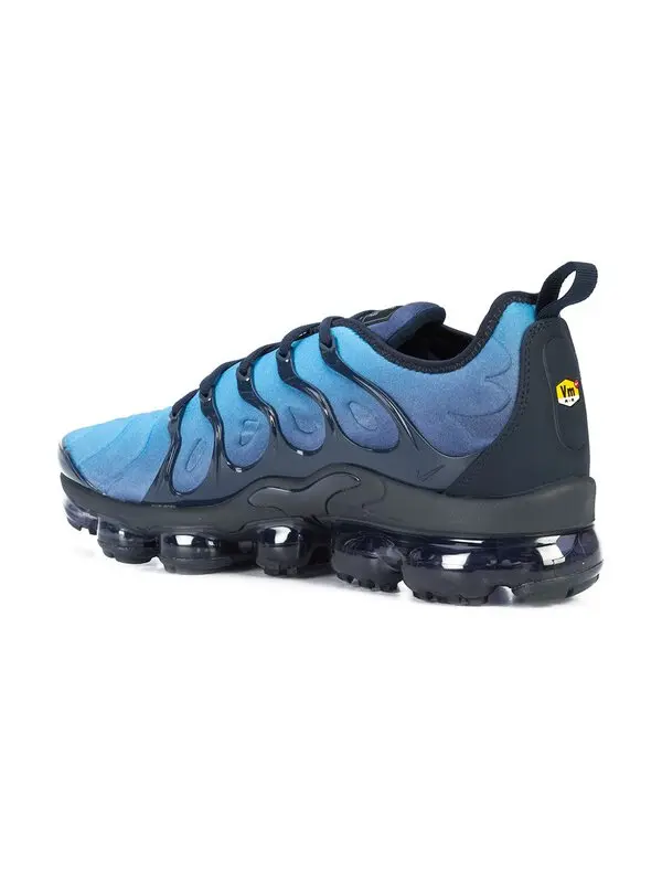 Nike Air Vapormax Plus Sneakers