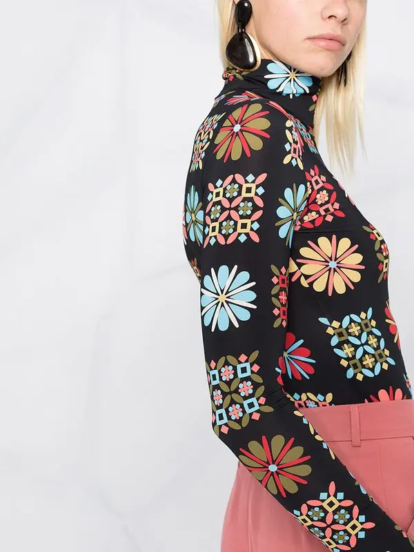 La DoubleJ Floral Print Turtleneck Top