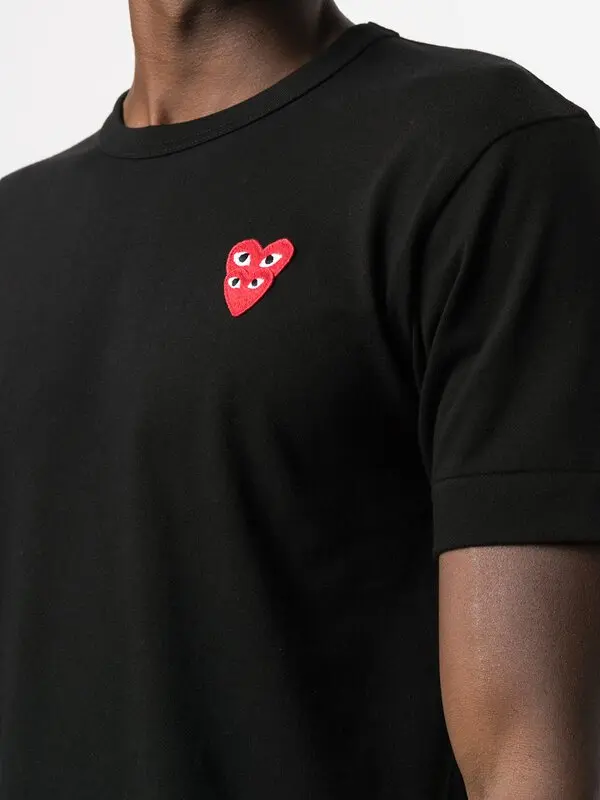Play Comme Des Garcon Heart-embroidered Crew-neck T-shirt - Black