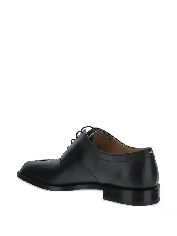 MAISON MARGIELA Tabi Leather Derby Shoes