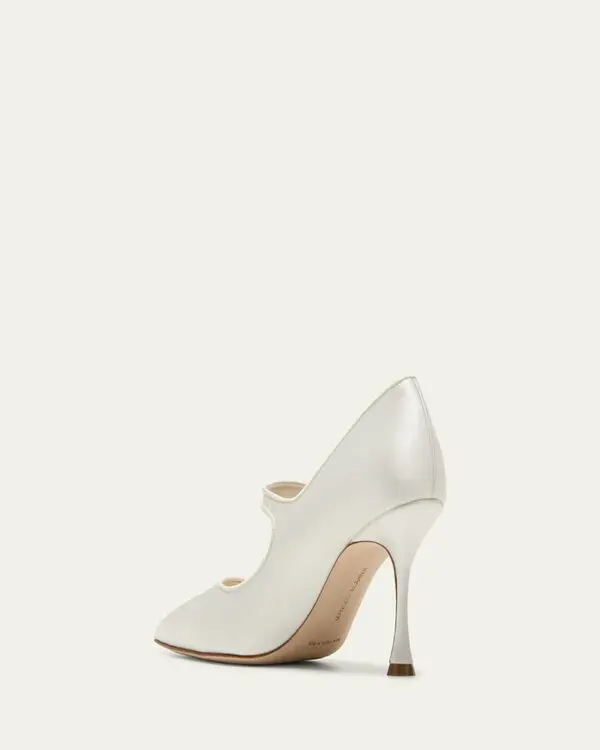 Manolo Blahnik Camparinew Pumps - Cream