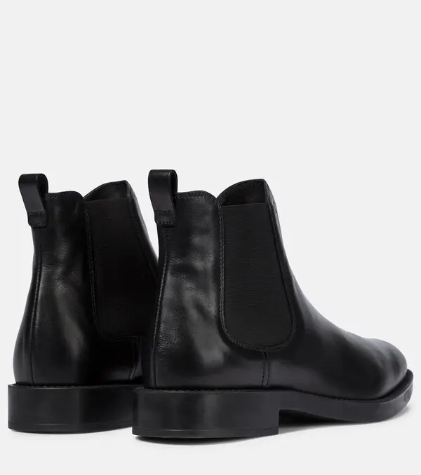 TOD'S Leather Chelsea Boots