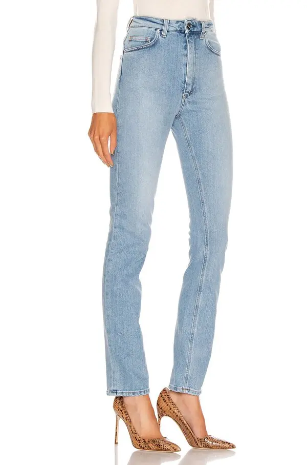 TOTEME Standard In Denim-light