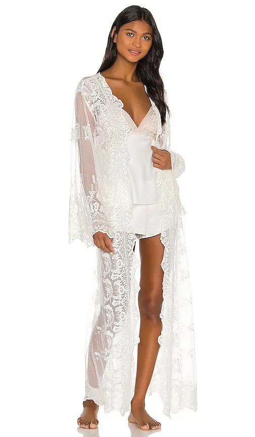 HOMEBODII Madonna Robe - White