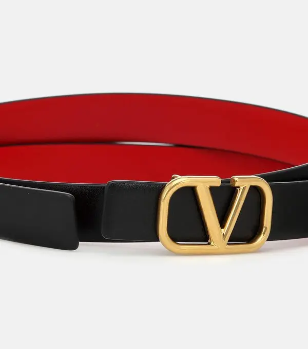Valentino Garavani Vlogo Signature 20 Reversible Leather Belt