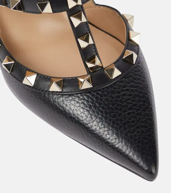 Valentino Garavani Rockstud Leather Pumps - Black
