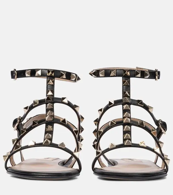 Valentino Garavani Rockstud Leather Sandals - Black