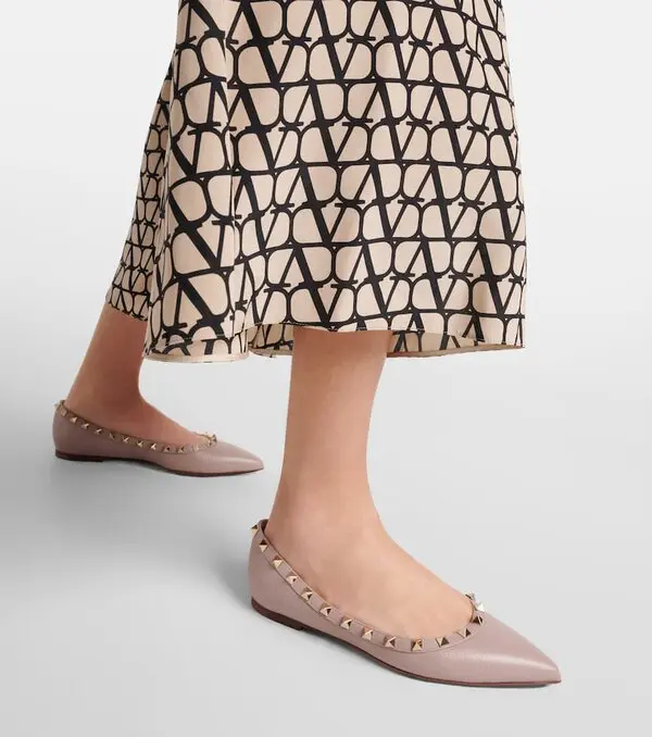 Valentino Garavani Rockstud Ballet Flats - Neutrals