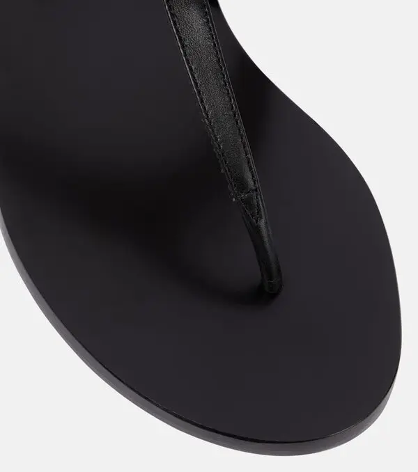 Gucci Double G Leather Thong Sandals
