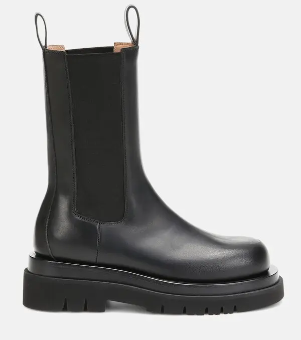 Bottega Veneta Lug Leather Ankle Boots - Black