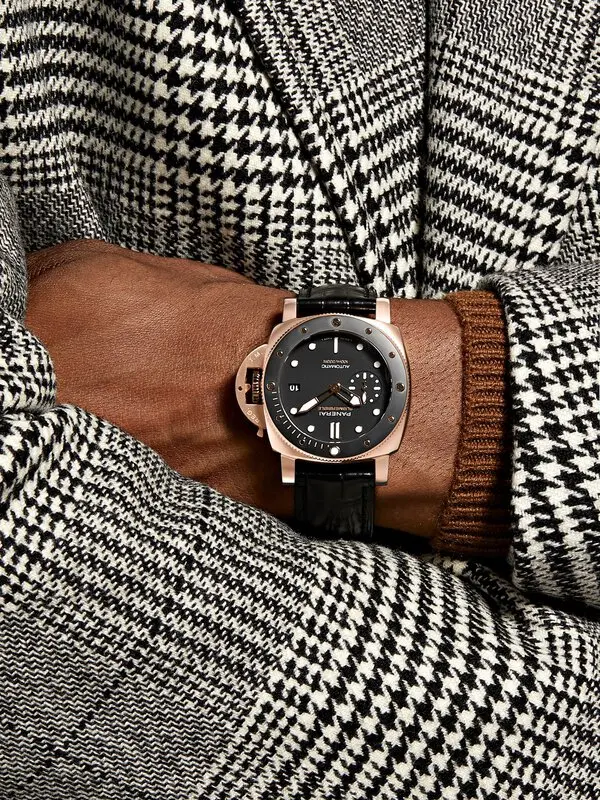 Panerai Submersible Automatic 42mm Goldtech And Alligator Watch