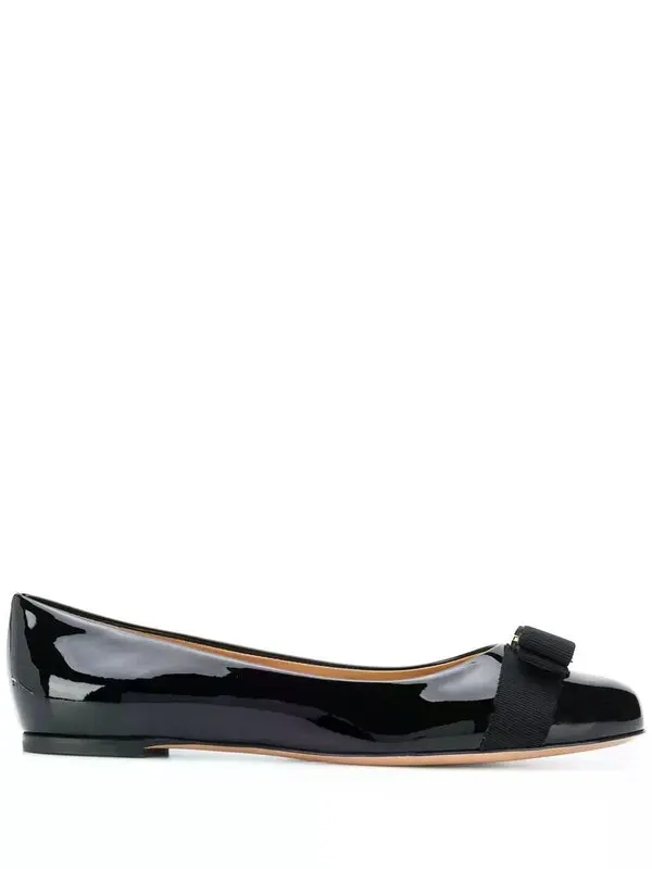 FERRAGAMO Varina Ballerina Shoes - Black