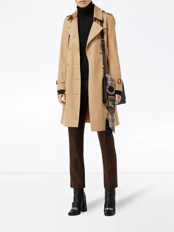 Burberry The Chelsea Heritage Trench Coat