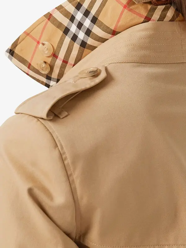 Burberry The Chelsea Heritage Trench Coat