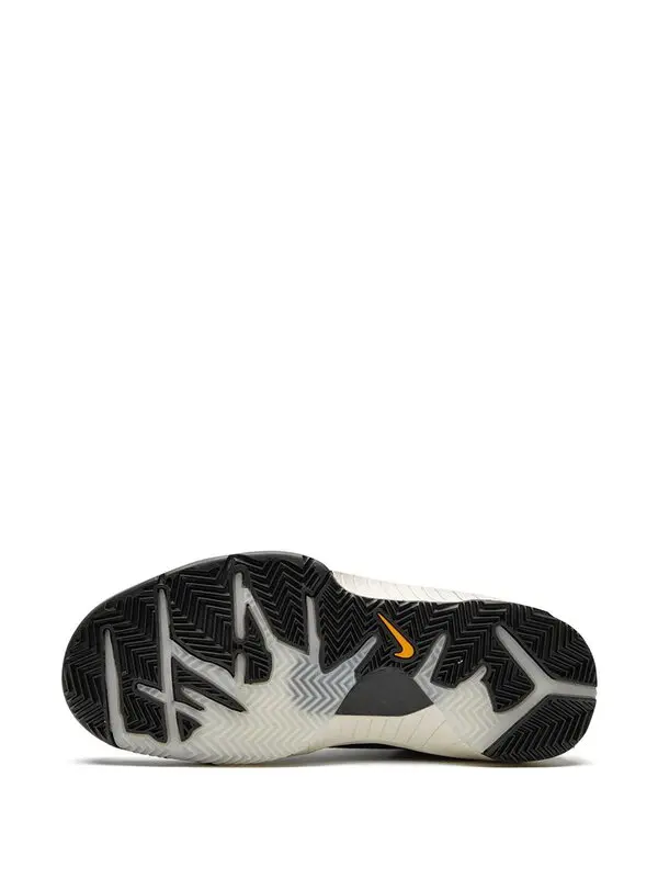 Nike X Undefeated Kobe 4 Protro Pe Sneakers - Black