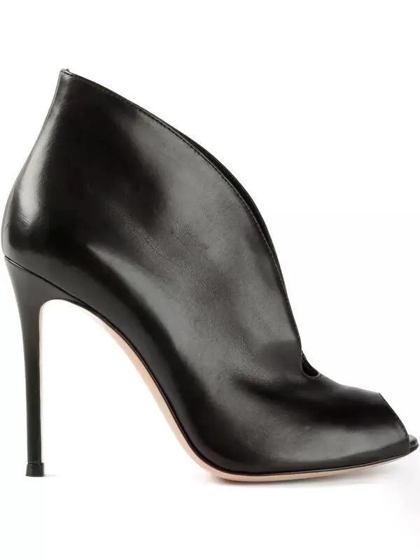GIANVITO ROSSI Vamp Booties