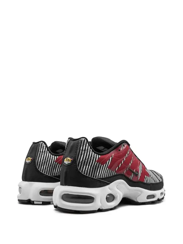 Nike Air Max Plus Tn Se Sneakers - Black