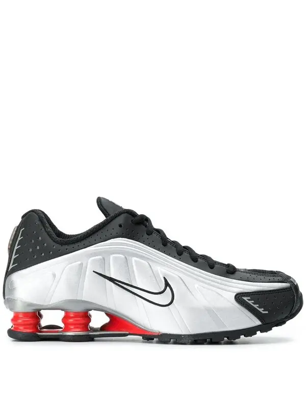 Nike Shox R4 Sneakers - Black