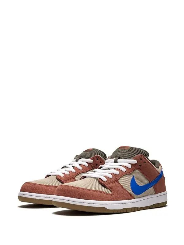 Nike Sb Dunk Low Pro Corduroy Sneakers - Brown