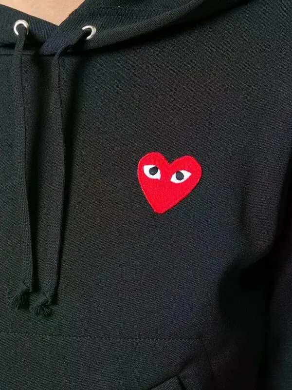 Play Comme Des Garcon Heart-patch Drawstring Hoodie - Black