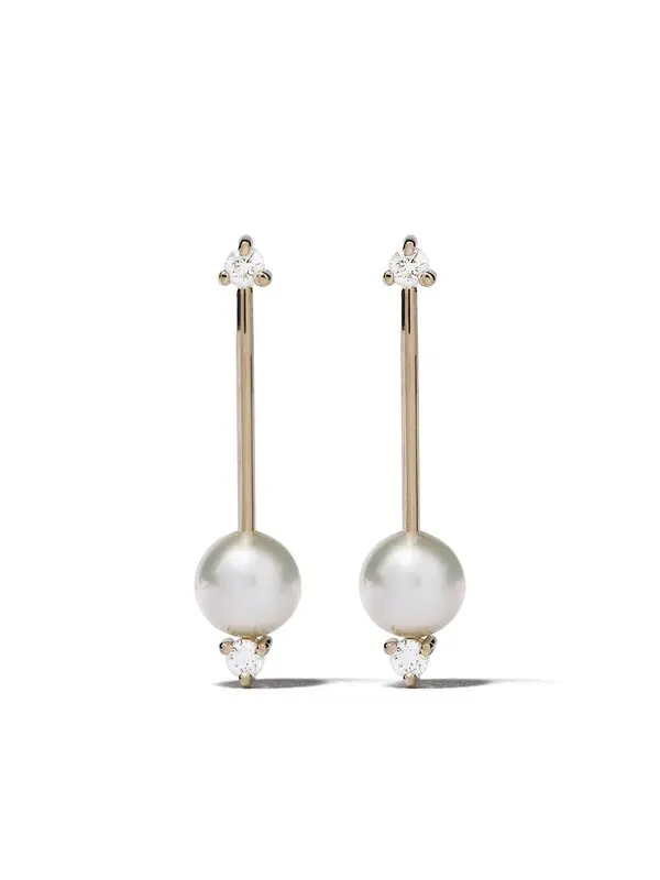 Mizuki 14kt Diamond And Pearl Bar Earrings - Gold