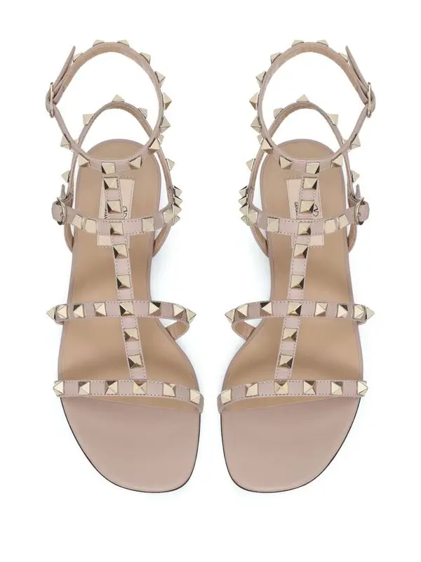 Valentino Garavani Rockstud Flat Sandals - Neutrals