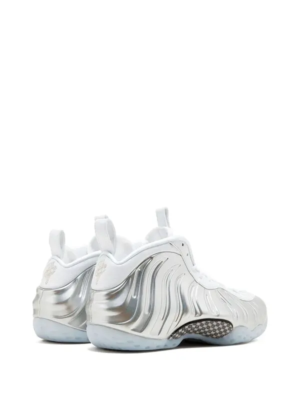 Nike Foamposite One Sneakers