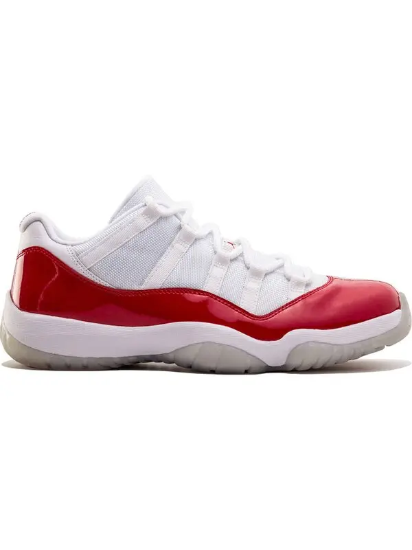 JORDAN Air Retro Low Sneakers