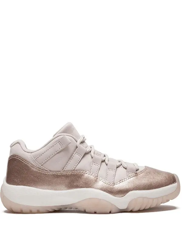 JORDAN Air 11 Retro Sneakers