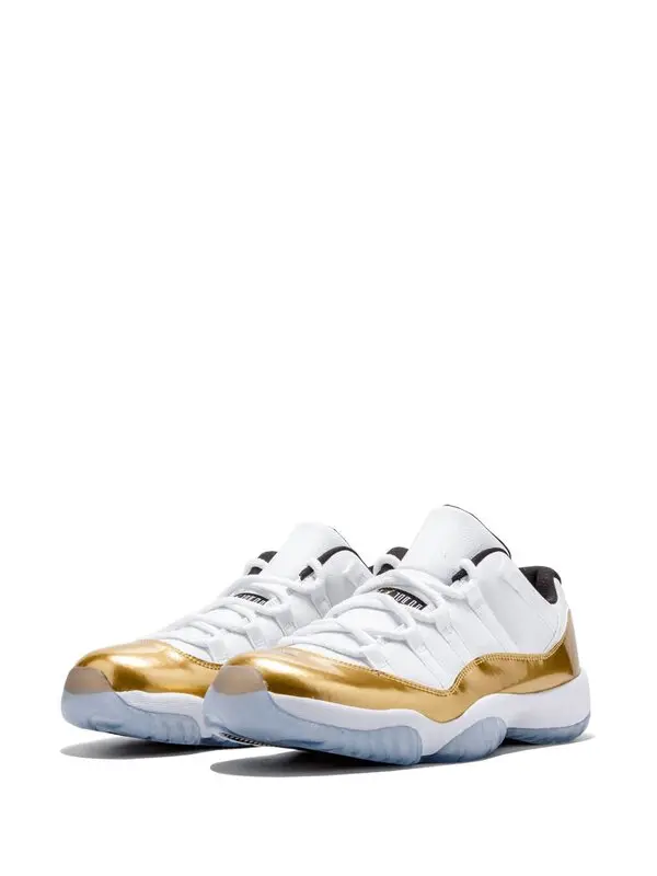 JORDAN Air Retro Low Closing Ceremony Sneakers - White