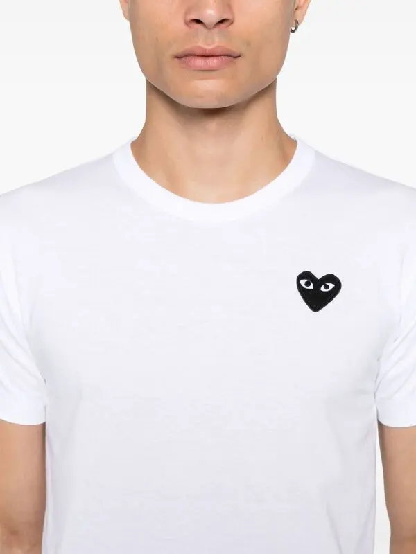 Play Comme Des Garcon Heart Patch T-shirt - White