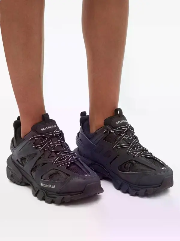 Balenciaga Track Low-top Sneakers - Black