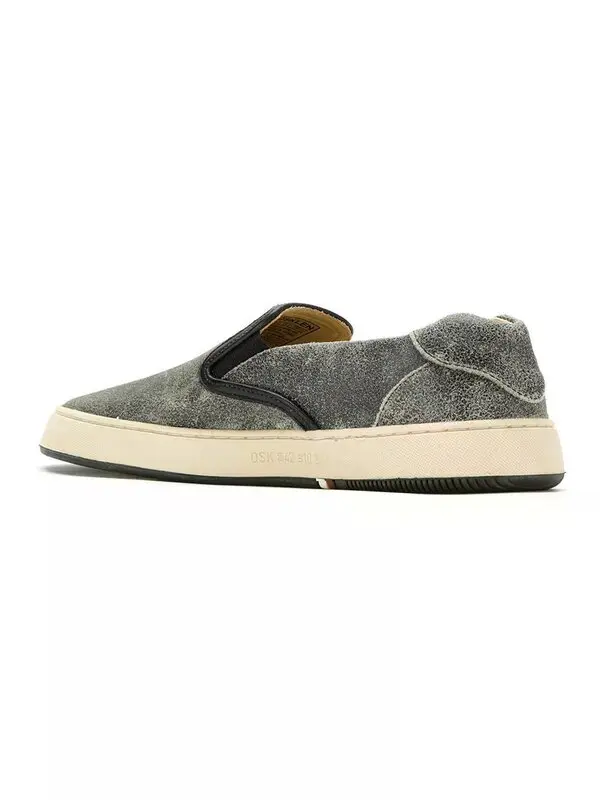 OSKLEN Leather Slip-on Sneakers