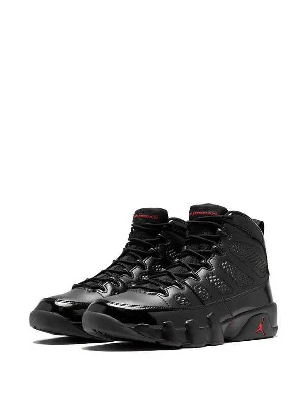 JORDAN Air Retro Bred Sneakers - Black