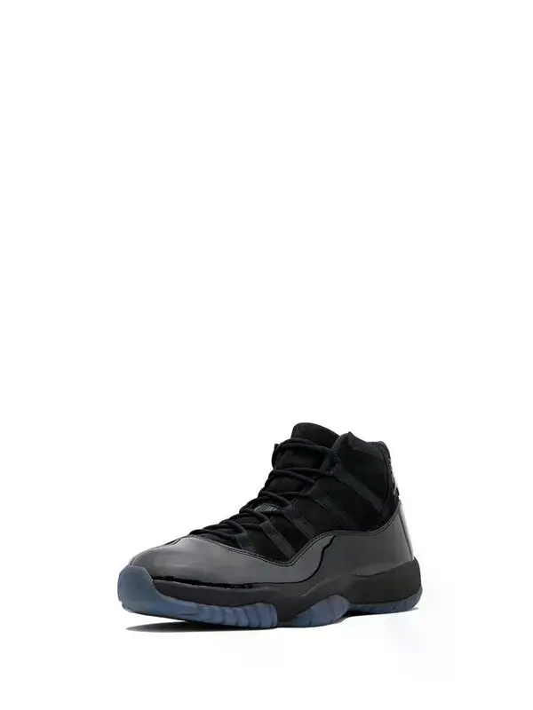 JORDAN Air Retro Cap And Gown Sneakers - Black