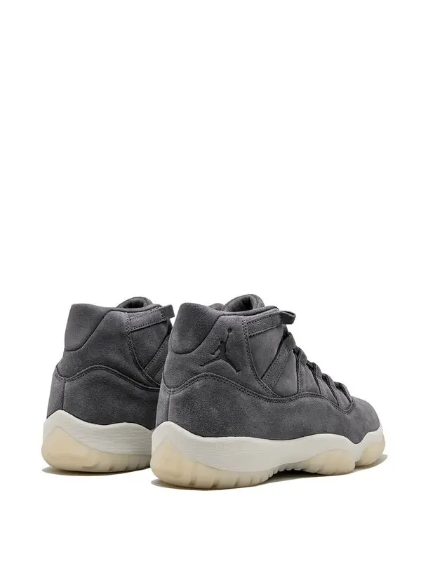 JORDAN Air Retro Premium Pinnacle Sneakers - Grey