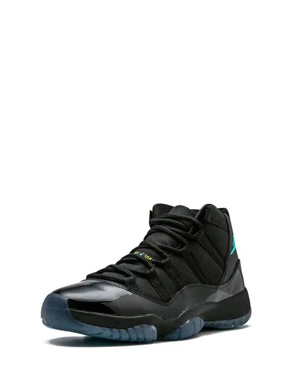 JORDAN Air Retro Gamma Sneakers - Black