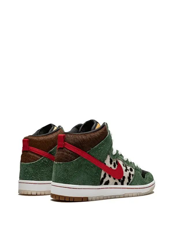 Nike Sb Dunk High "dog Walker" Sneakers - Green